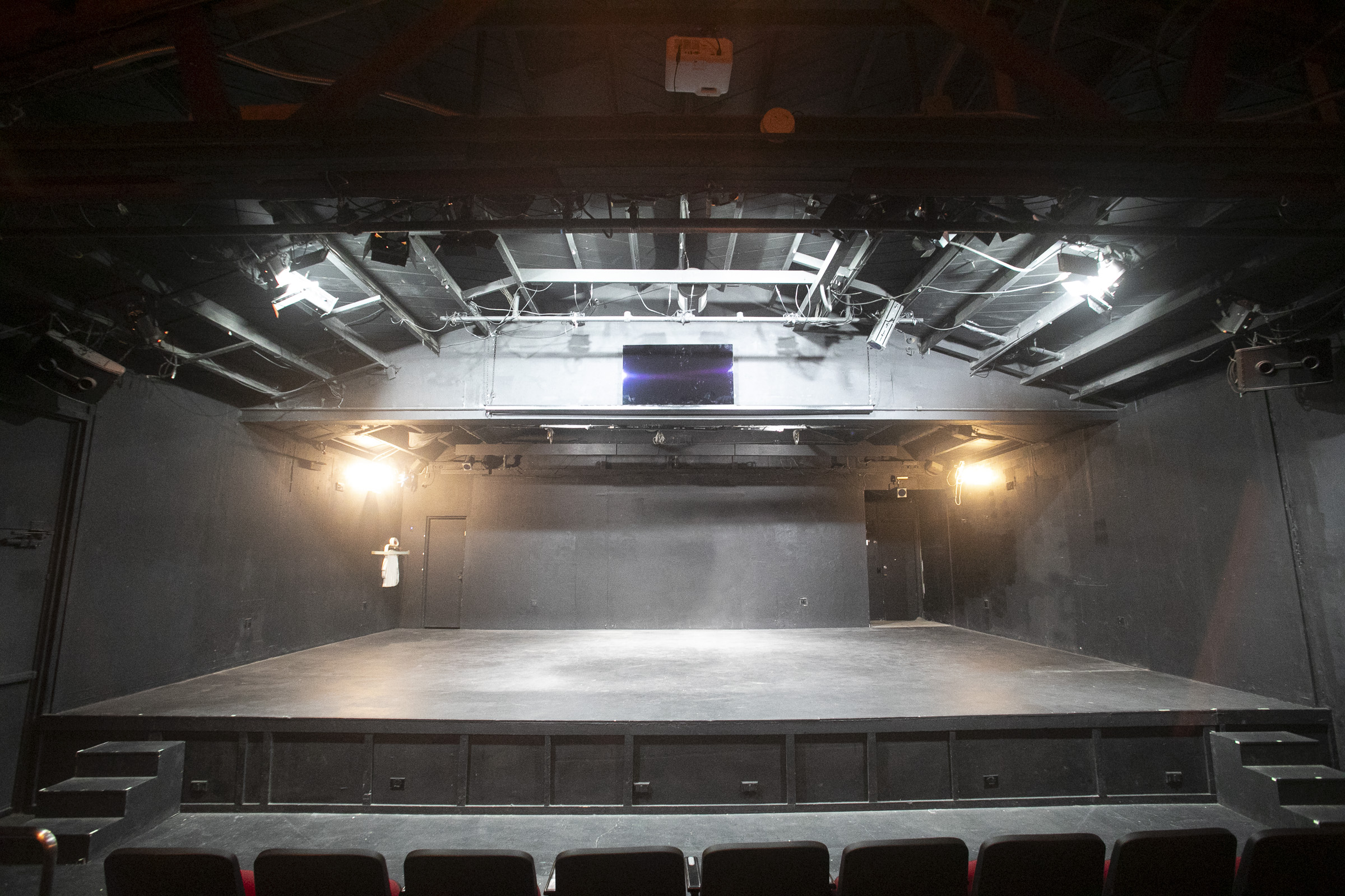Kentwood Players, live-stage theatre in Los Angeles